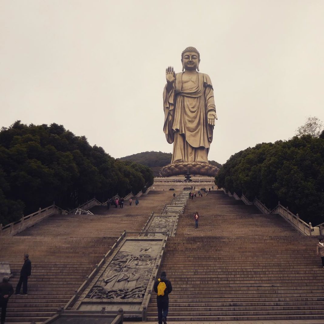 Visit the 3 Tallest Statues in the World - Traveler Master