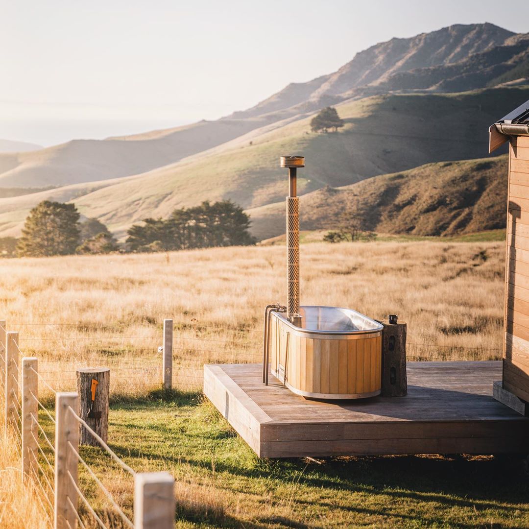 Discover New Zealand with Liz Carlson's Guidance - Traveler Master