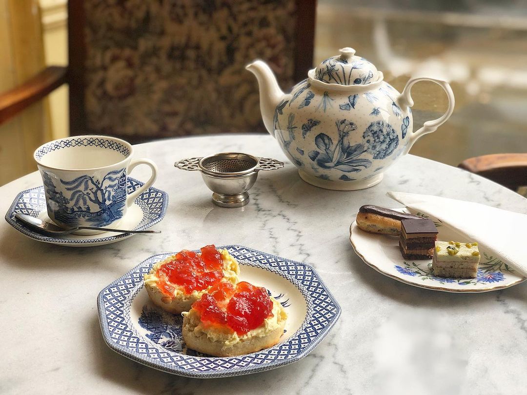 3 Tea Rooms for an Afternoon Cuppa in London, England - Traveler Master
