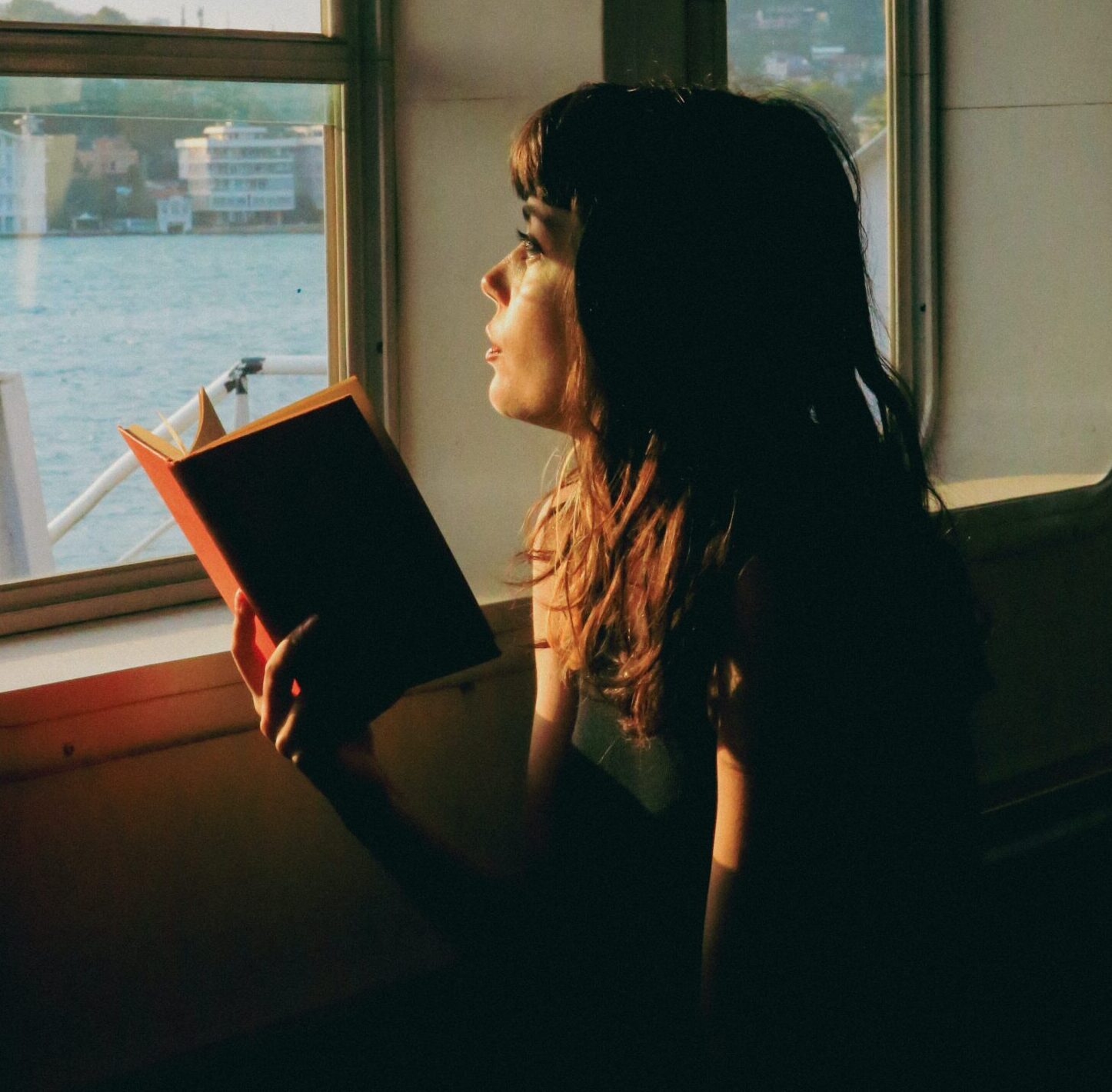 3 Things To Do On A Train Ride Traveler Master 3 Things To Do On A Train Ride Traveler Master