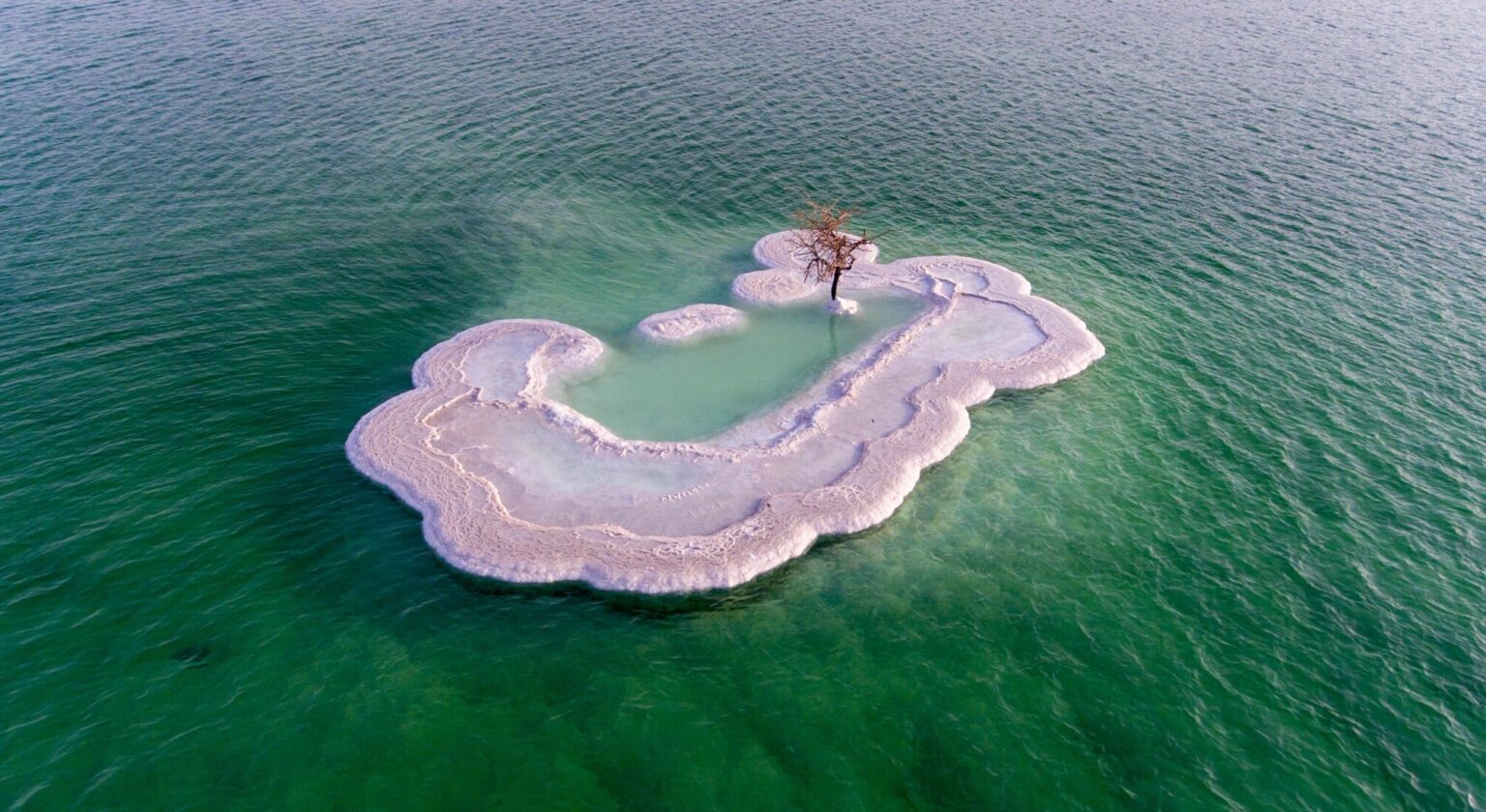 3 Surprising Facts About the Dead Sea - Traveler Master