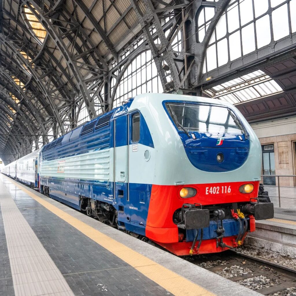 The New Retro Sleep Train Will Take You From Rome to Cortina - Traveler ...